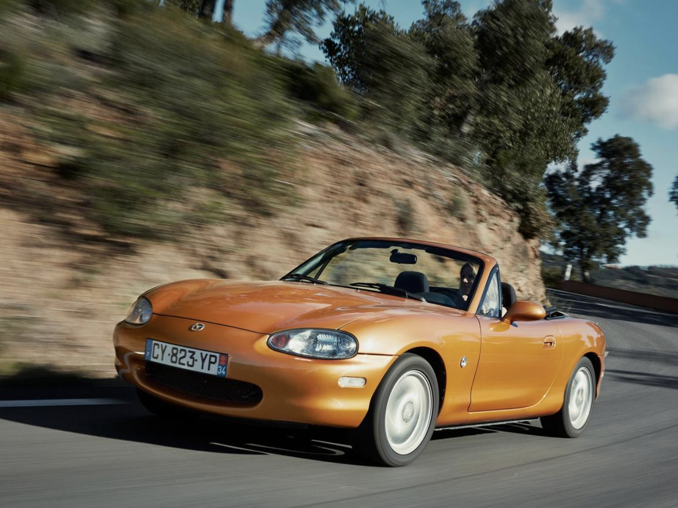 【文章】【经典】敞蓬玉玲珑！马自达 MX-5传奇_车家号_汽车之家