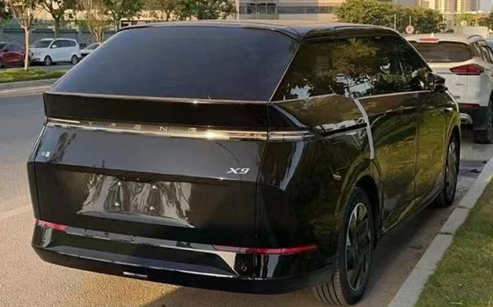 “小鹏X9”最新消息：预售38.8万起，配头枕音响+21.4英寸吸顶屏_车家号_发现车生活_汽车之家