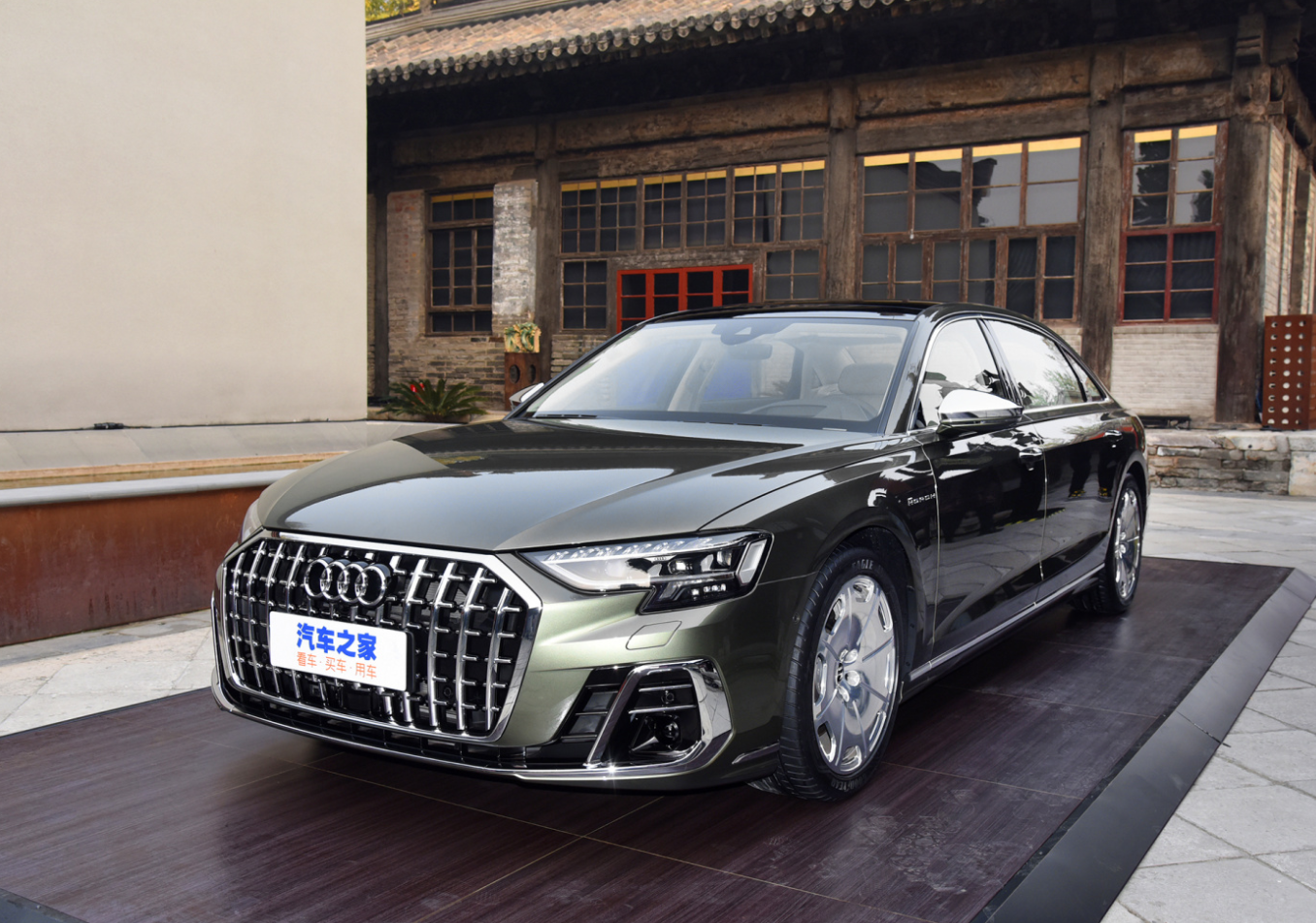 奥迪A8L霍希版4月28日预售130万起步，能对抗迈巴赫S级吗？_车家号_发现车生活_汽车之家