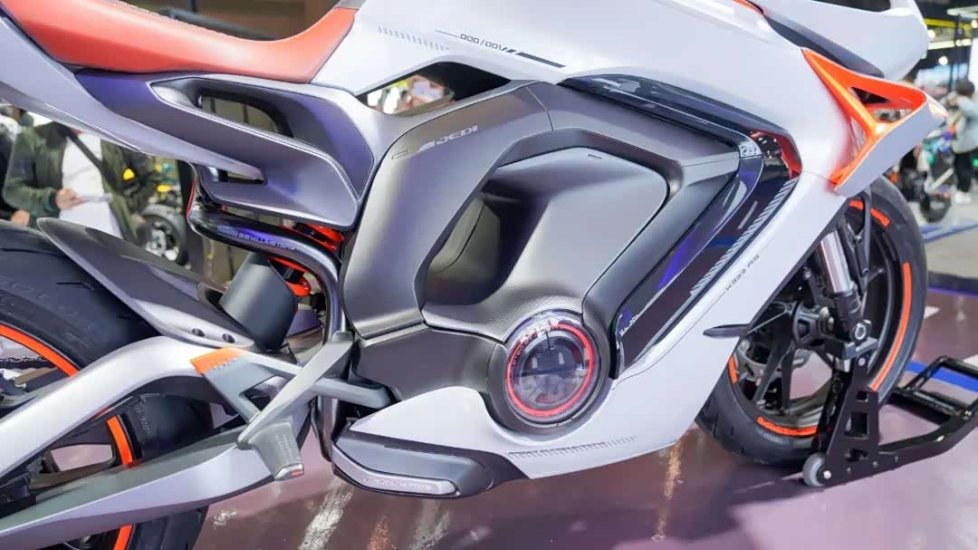 杰迪发布K750售价3.98万起，又首秀概念仿赛K333_车家号_发现车生活_汽车之家