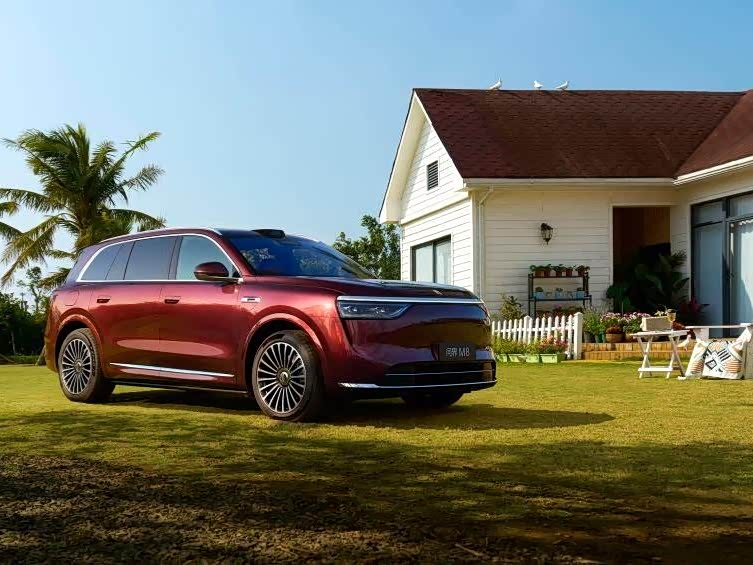 问界M8小订超10万台，40万级别最受期待家用豪华SUV！_车家号_发现车生活_汽车之家