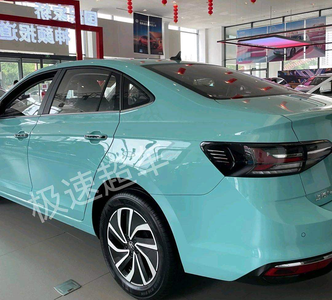 朗逸“新锐”进店实拍，年轻时尚，1.5引擎+6AT_车家号_发现车生活_汽车之家