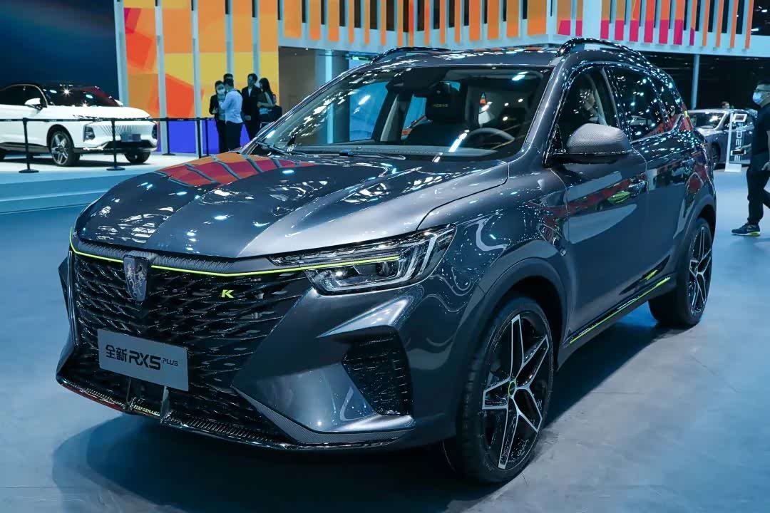 提供手动挡，售价9.99万元起，2023款荣威RX5 PLUS正式上市_车家号_发现车生活_汽车之家
