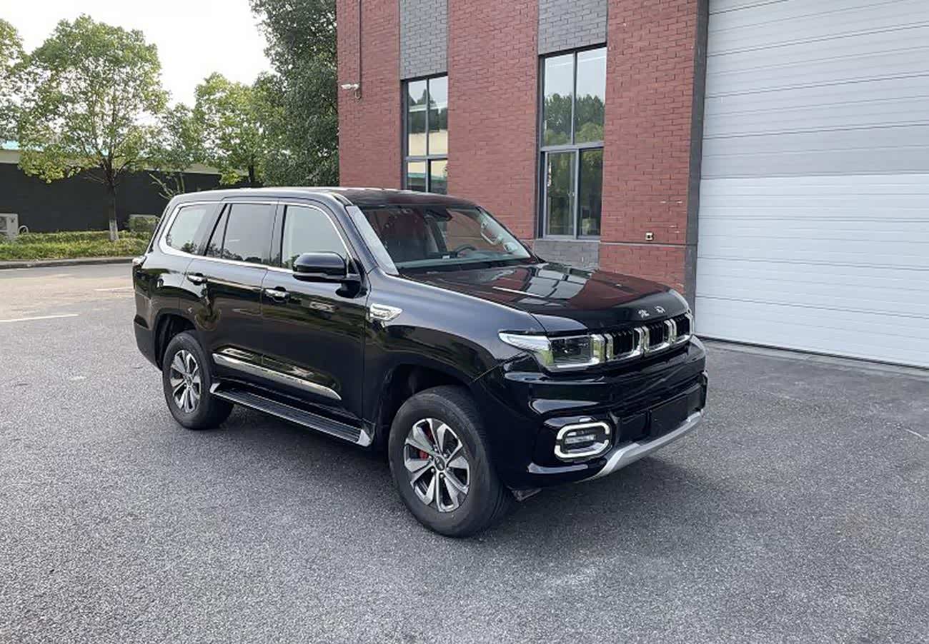 又一国产硬派越野！北汽BJ60申报，配外挂式备胎，剑指坦克500？_车家号_发现车生活_汽车之家