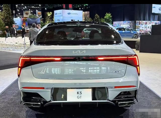 2025款起亚K5震撼登场！新增GT版，搭载2.0L混动，动力表现再升级_车家号_发现车生活_汽车之家