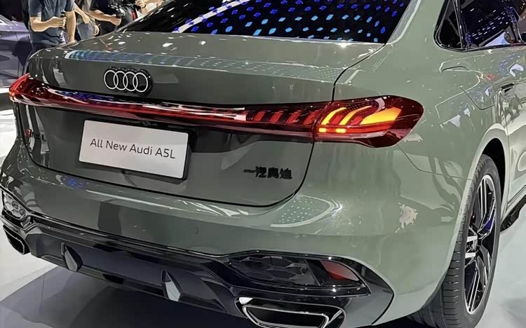 上汽奥迪A5L实车来了！掀背车身+第五代EA888发动机，大卖稳了？_车家号_发现车生活_汽车之家