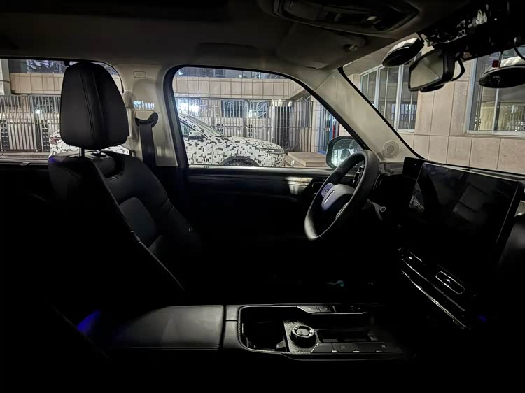 【文章】2025款哈弗猛龙实车曝光，换新前脸+怀挡，或配二代Hi4+续航151km_车家号_汽车之家