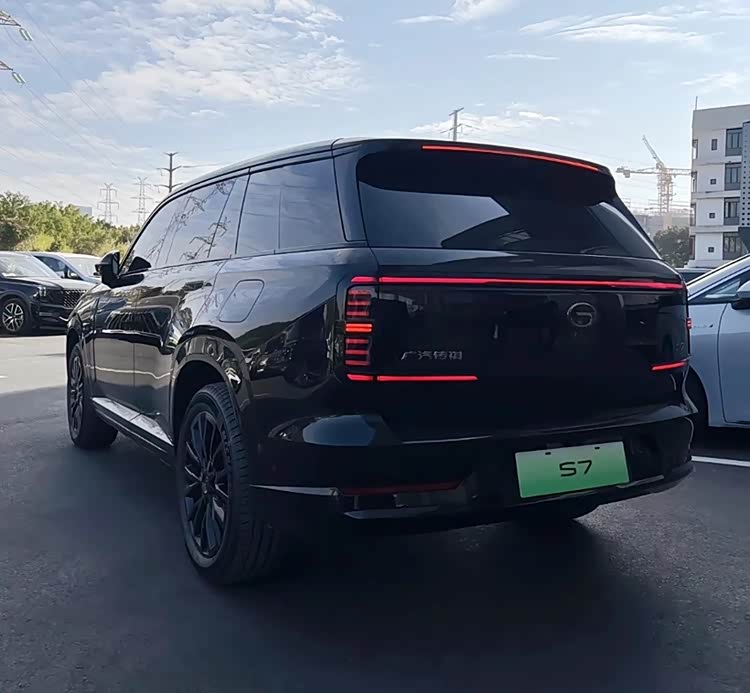 广汽传祺S7展车亮相！全新1.5T插混系统，打造国产新豪华！_车家号_发现车生活_汽车之家