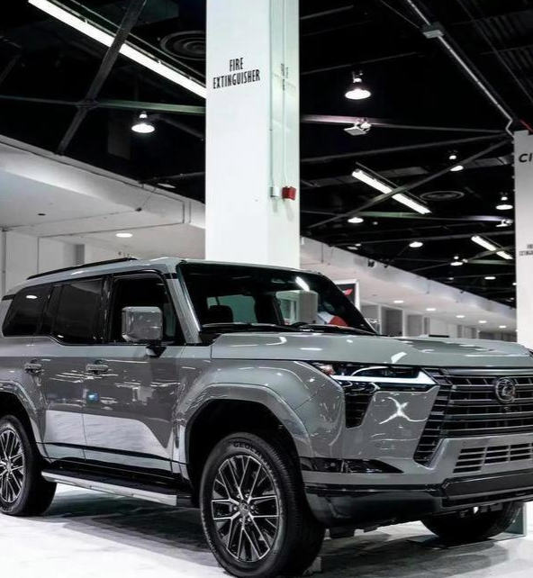 威猛霸气！全新一代雷克萨斯GX550已经陆续到港 ，不再加价！_车家号_发现车生活_汽车之家