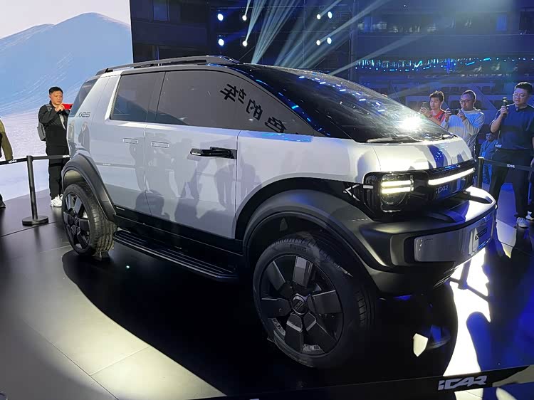 火星车既视感！奇瑞iCAR V23、X25正式亮相_车家号_发现车生活_汽车之家