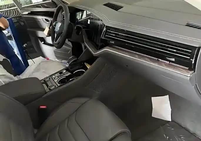 2025款大众途锐震撼进店！3.0T+8AT+四驱动力，外观动感十足！_车家号_发现车生活_汽车之家