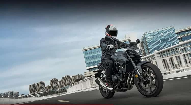 本田新款CB400F正式上市!售价33000元，外观优化配置升级_车家号_发现车生活_汽车之家
