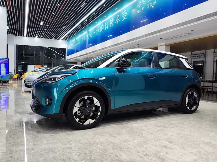 【文章】埃安AION UT实车曝光：420km续航，2750mm轴距，6色任选！_车家号_汽车之家