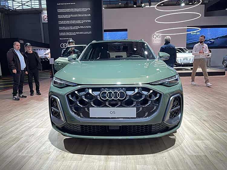 全新奥迪Q5L曝光！分体大灯超帅，双联屏内饰，2025年下半年上市_车家号_发现车生活_汽车之家