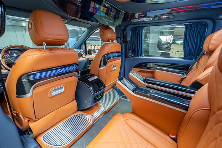 奔驰威霆全新升级！迈巴赫款VS680七座版震撼登场,落地49.8万_车家号_发现车生活_汽车之家