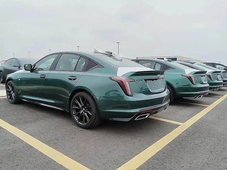 2025款凯迪拉克CT5赛道性能版惊艳亮相，2.0T动力驾驶体验非凡！_车家号_发现车生活_汽车之家