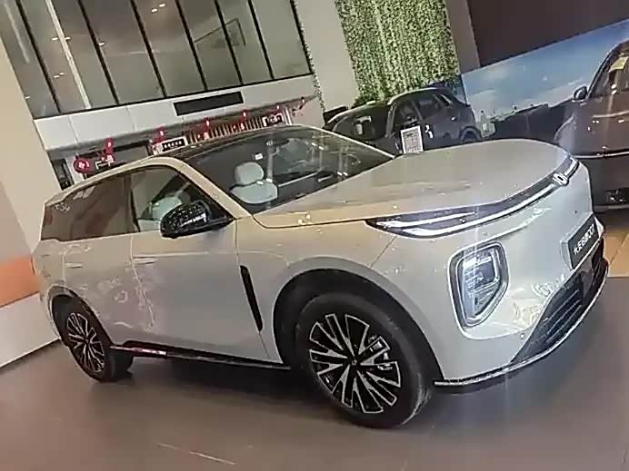 长安启源Q07到店实拍！配女王副驾，续航高达1400km，价格最关键_车家号_发现车生活_汽车之家