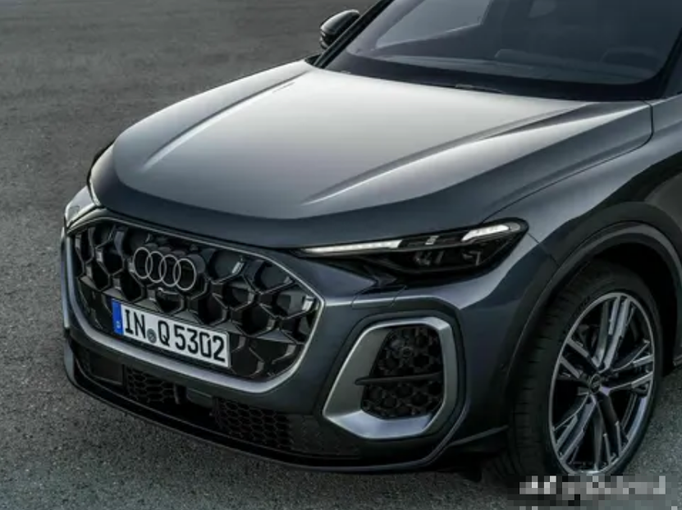 【文章】新一代奥迪Q5L谍照曝光！隐藏门把手+双大屏内饰+2.0T 48V轻混！_车家号_汽车之家