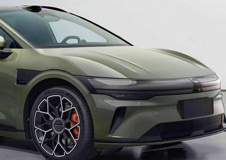 【文章】极氪007GT实车曝光，全系标配浩瀚智驾2.0，起步价或20万左右？_车家号_汽车之家