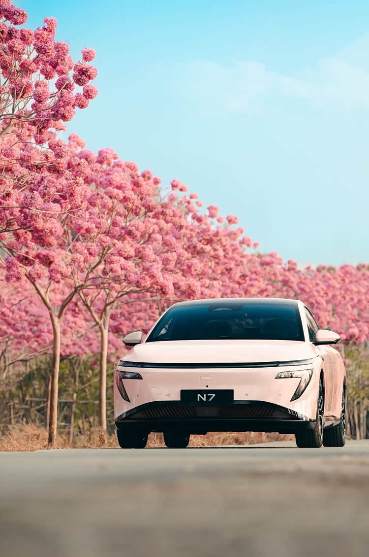 东风日产N7：高级感镜头下的焦点，亲民售价15万起引领潮流！_车家号_发现车生活_汽车之家