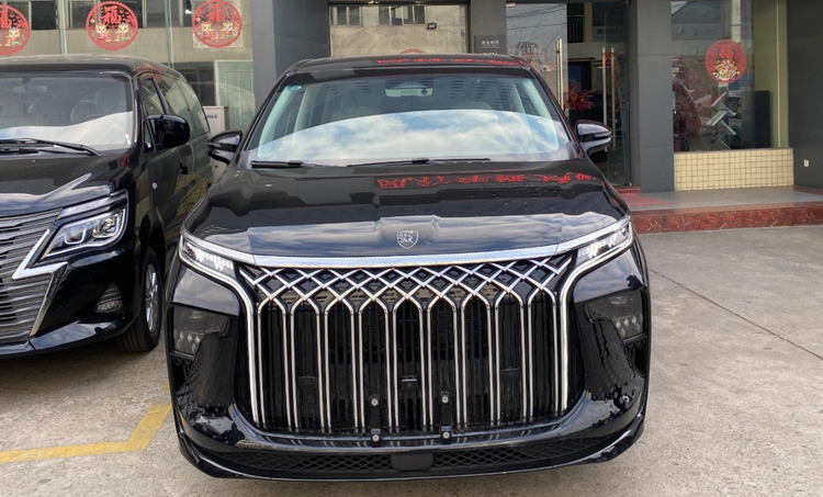 5.9L油耗+赛那同款折叠座椅，豪华不输GL8，星海V9实车到店_车家号_发现车生活_汽车之家