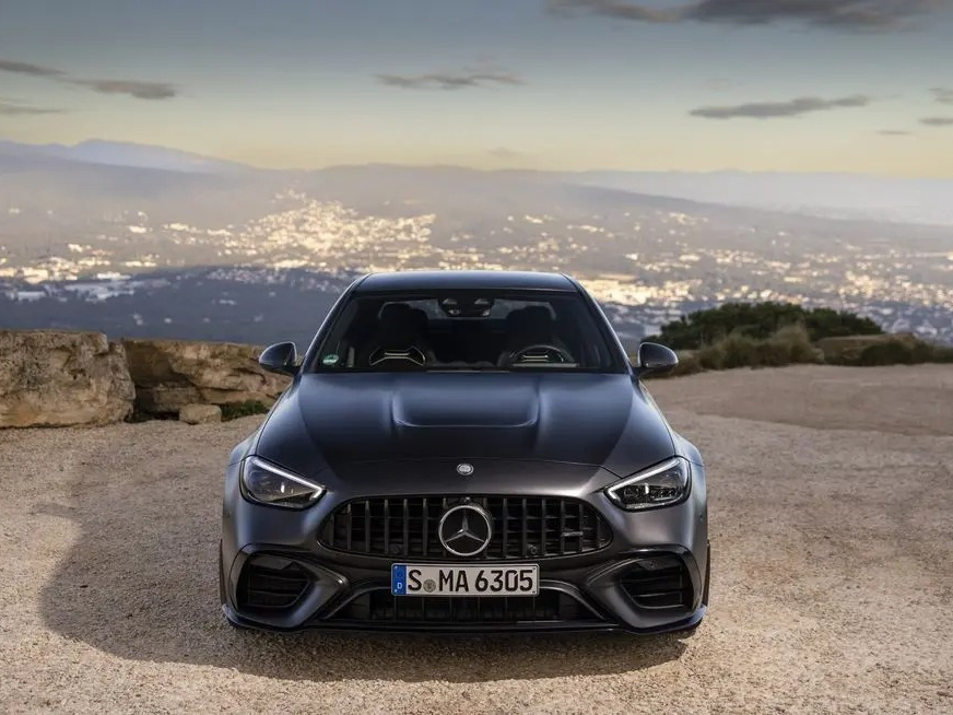 全新奔驰AMG C63：四缸之争的速度传奇_车家号_发现车生活_汽车之家