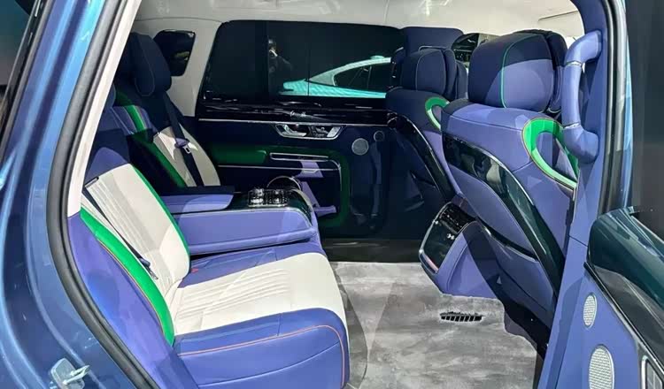 红旗L5售价超700万！搭自研4.0T V8引擎，劳斯莱斯看了也得靠边站_车家号_发现车生活_汽车之家