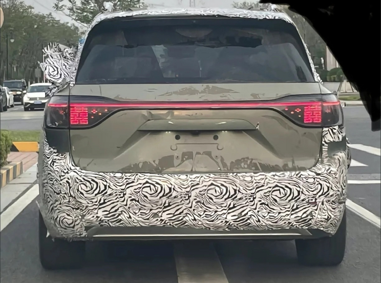 问界M8最新谍照！5座版问界M9？800V+ADS 3.0，网传35万元起售_车家号_发现车生活_汽车之家