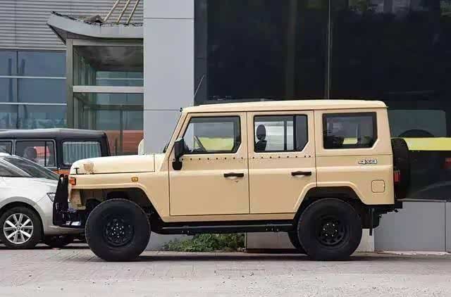 新一代北汽212正式上市！搭载2.0T+8AT，完美诠释了硬派越野_车家号_发现车生活_汽车之家