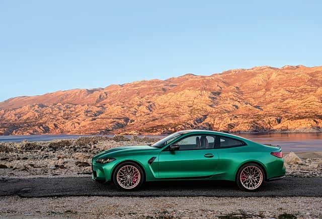 宝马M4CS：轻量化攻击美学_车家号_发现车生活_汽车之家