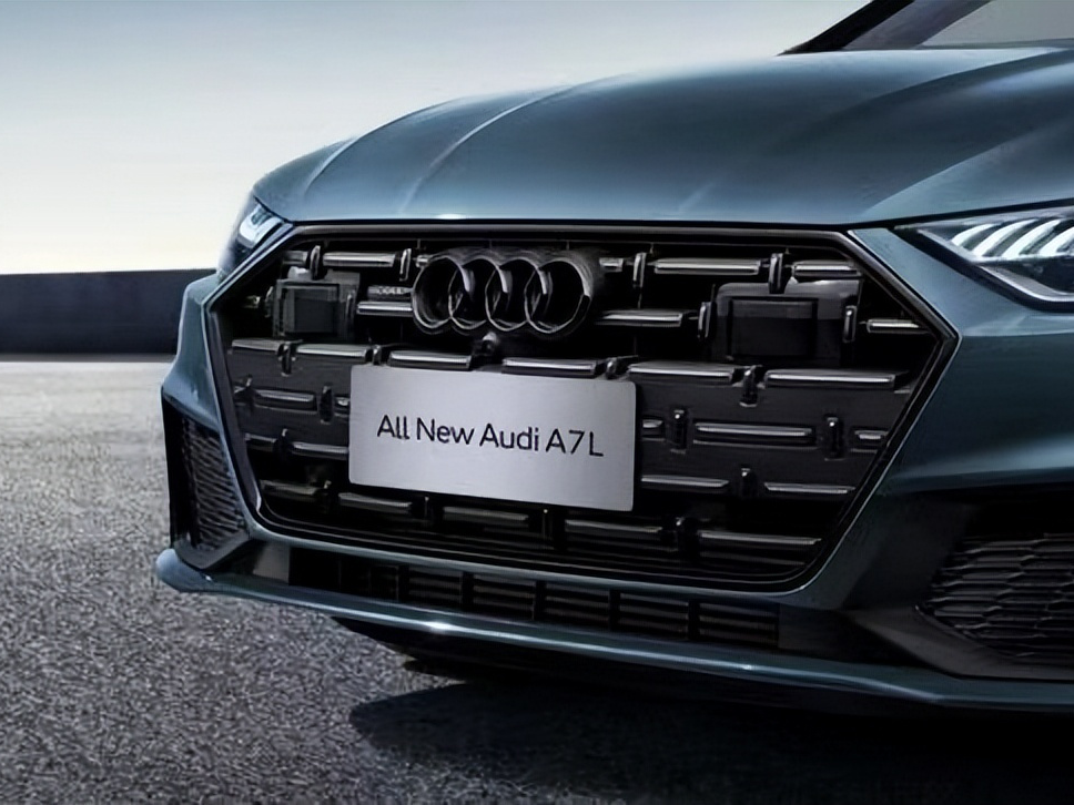 坐冷板凳的奥迪A7L突然大卖！卖价30多万很香？销量暴涨121%_车家号_发现车生活_汽车之家