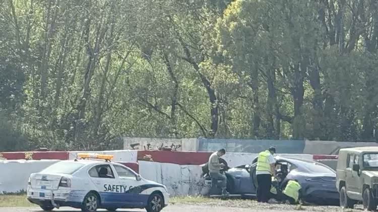 小米SU7赛道撞墙只用三圈，电车的热衰减该咋控制？_车家号_发现车生活_汽车之家