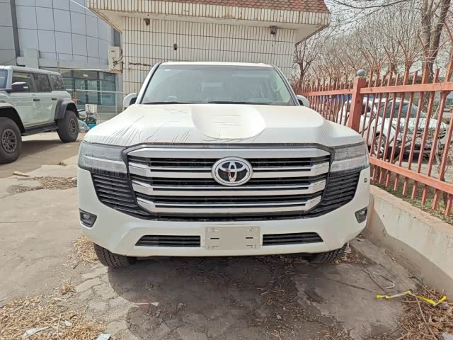 24款酷路泽LC300 3.5TT GXR 18轮 8气 天窗 白/米现车84.7万_车家号_发现车生活_汽车之家