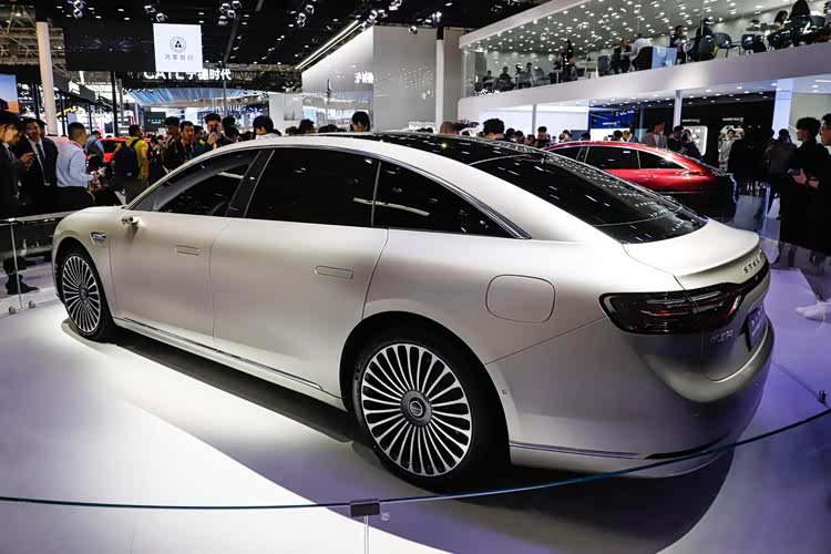 新车智读｜BBA得小心了！行政级豪华旗舰享界S9亮相_车家号_发现车生活_汽车之家