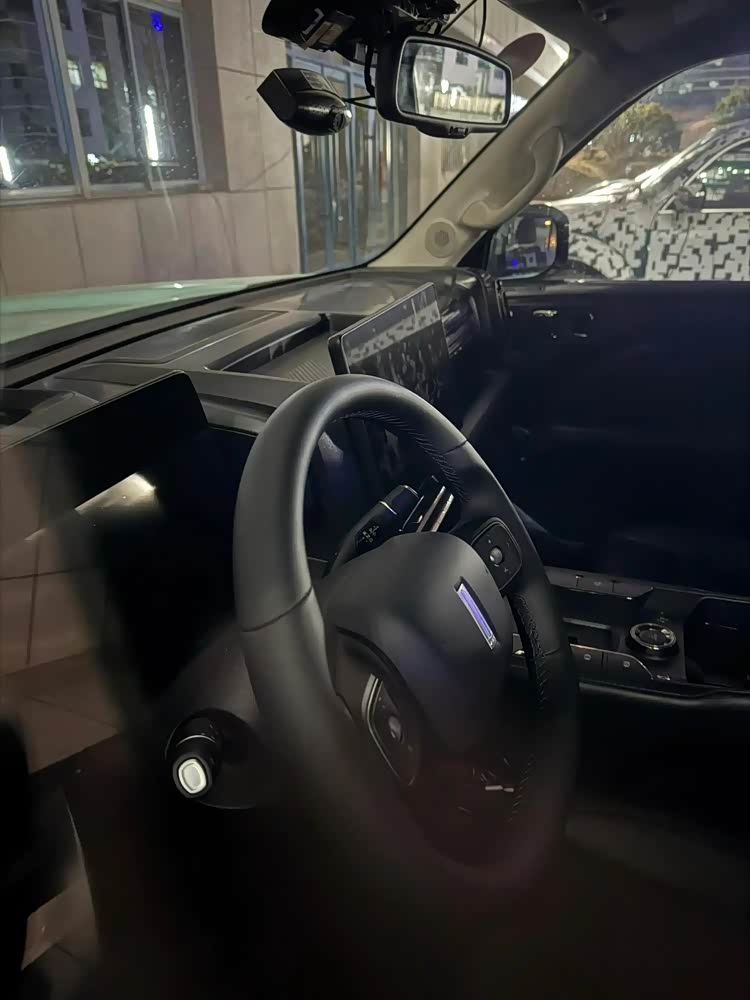 【文章】2025款哈弗猛龙实车曝光，换新前脸+怀挡，或配二代Hi4+续航151km_车家号_汽车之家