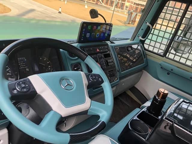 23款乌尼莫克U4023 顶级房车_车家号_发现车生活_汽车之家