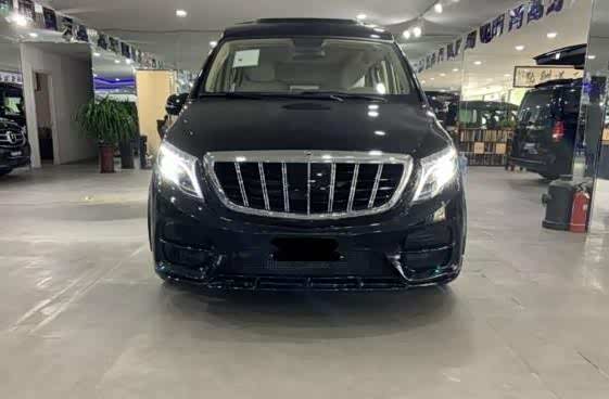 奔驰迈巴赫旗下的7座MPV内饰有多豪华？迈巴赫VS680彰显奢华典范_车家号_发现车生活_汽车之家