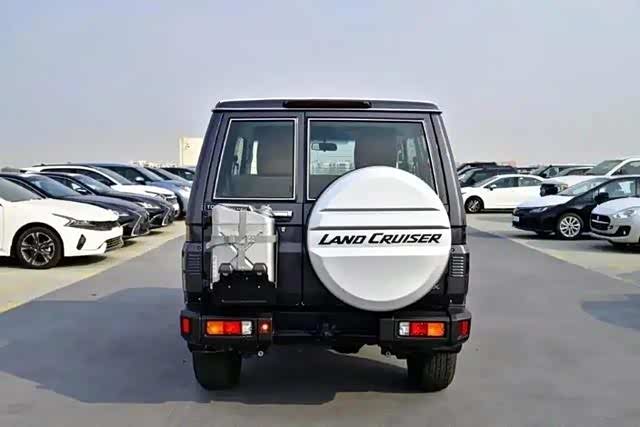 全新丰田LC71抵达国内，搭载4.0L V6发动机，续写越野传奇新篇章_车家号_发现车生活_汽车之家