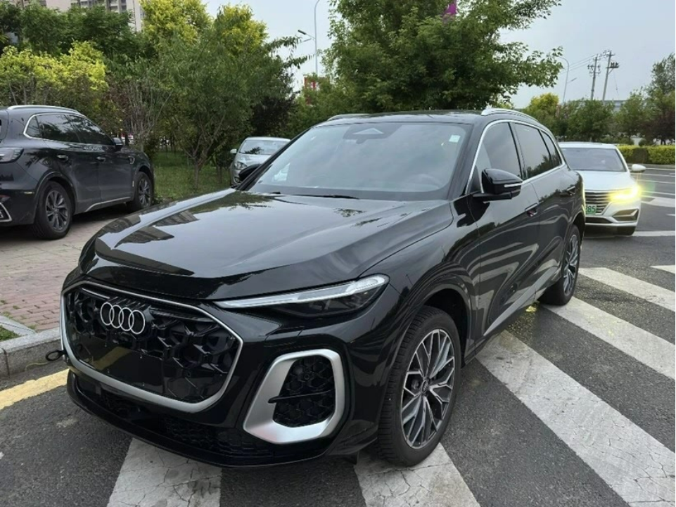 全新奥迪Q5L路试实车曝光！华为ADS+轴距加长+第五代EA888_车家号_发现车生活_汽车之家