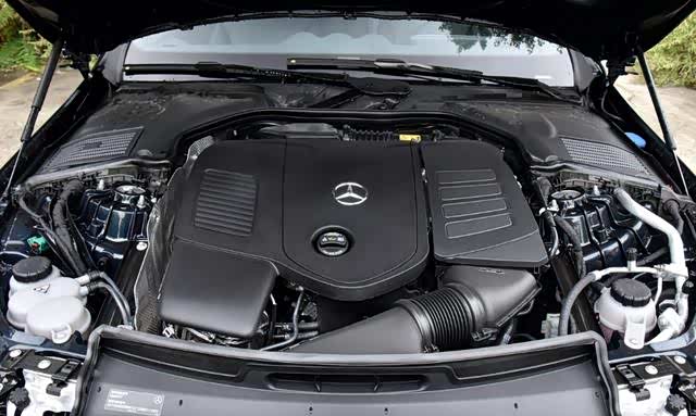 【文章】2.0T的奔驰C级，试驾奔驰C级新能源C350eL，跑得快油耗还低？_车家号_汽车之家