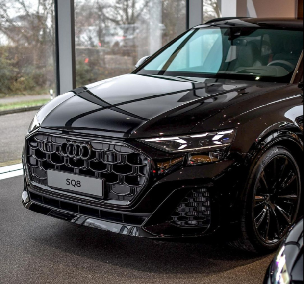 新款“奥迪SQ8”海外亮相！定位高端，前脸大改，搭4.0T V8发动机_车家号_发现车生活_汽车之家