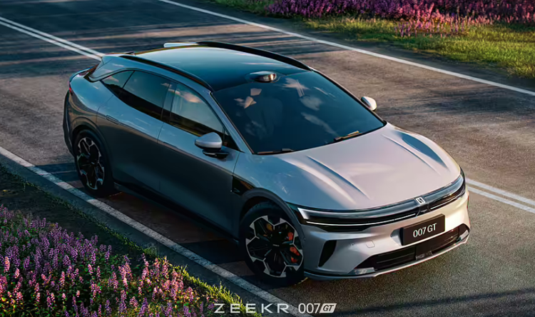 【文章】极氪007GT实车曝光，全系标配浩瀚智驾2.0，起步价或20万左右？_车家号_汽车之家