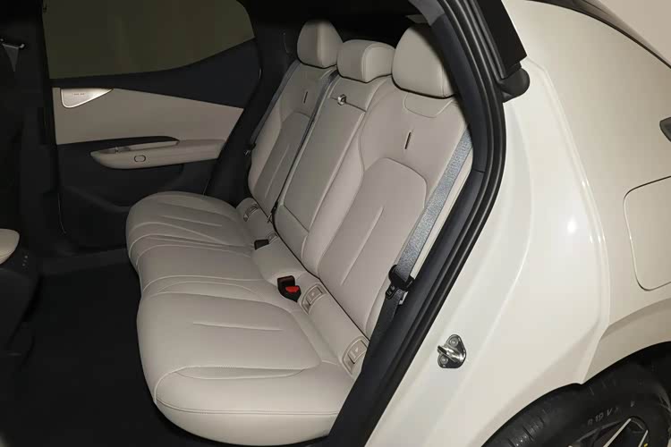 详解领克Z20，内饰环保，配4.5C快充，零百加速5.3秒，适合年轻人_车家号_发现车生活_汽车之家