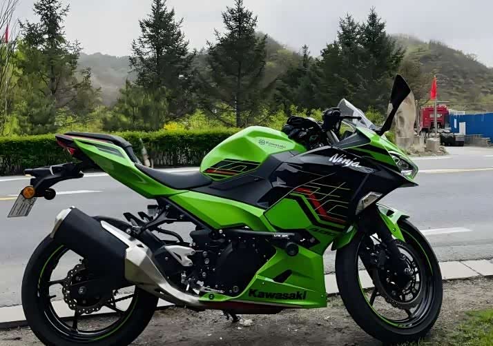 【川崎 Ninja 400 川崎_川崎 Ninja 400_汽车之家】