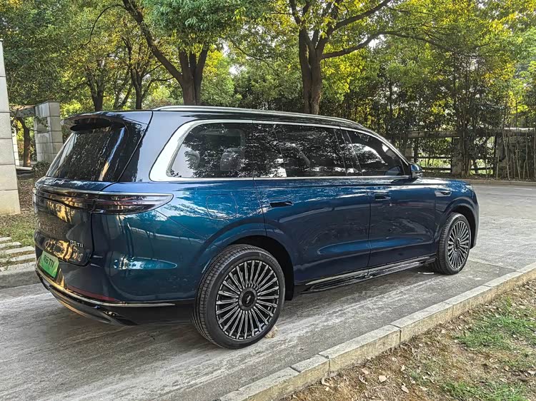 【文章】奇瑞风云T11实车曝光！车长超5米1+冰箱彩电大沙发，续航超1400km_车家号_汽车之家