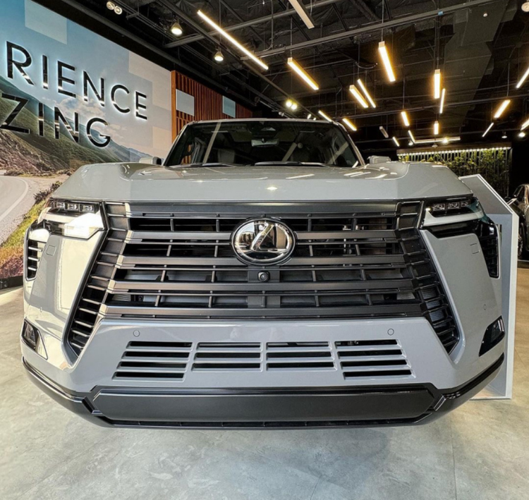 全新雷克萨斯GX550到店实拍，搭载V6发动机，售价77.8万-88.8万_车家号_发现车生活_汽车之家