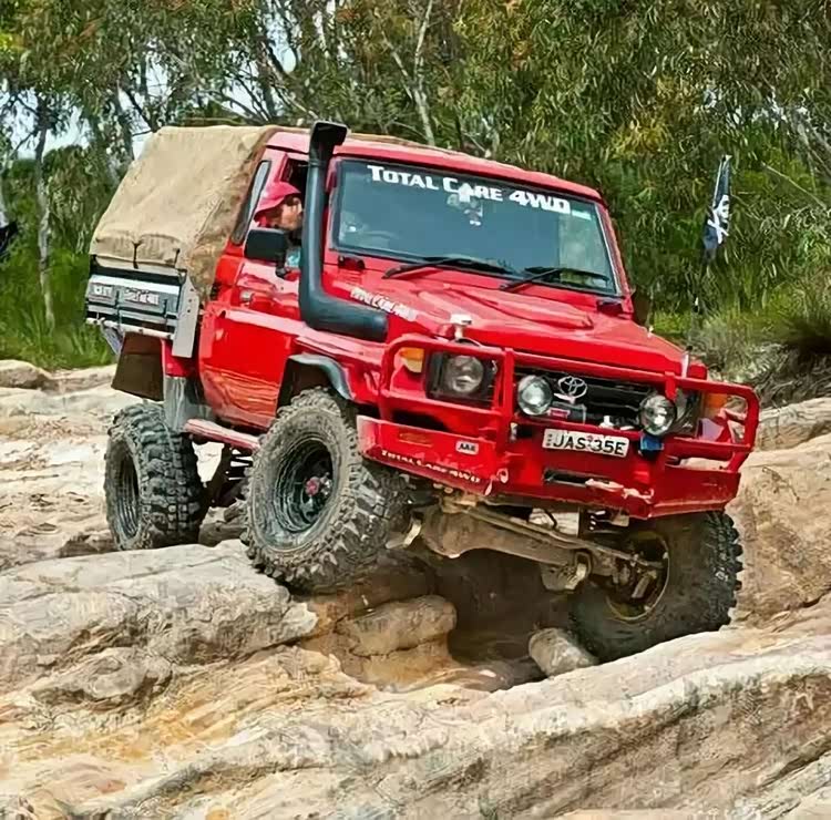 你以为它只是一台车吗？丰田LC79是诗和远方的代表_车家号_发现车生活_汽车之家