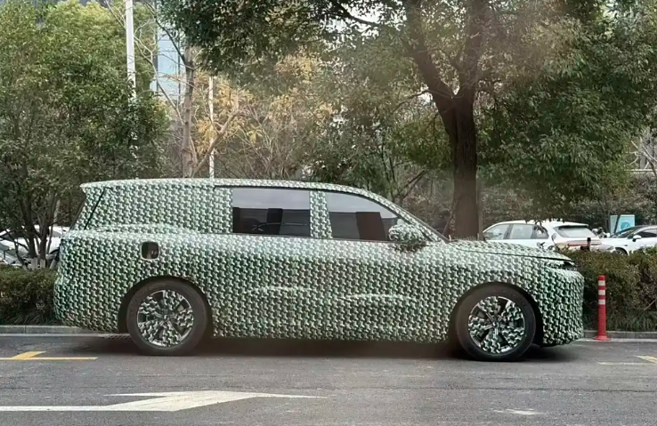 【文章】零跑2025推5款新车 B10/B01领衔 将发布全尺寸SUV C10/C16将改款_车家号_汽车之家