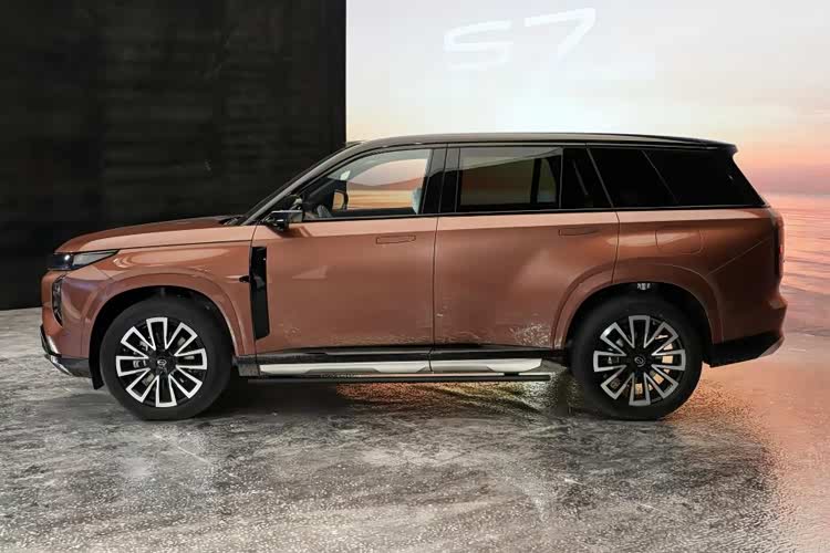 传祺中大型SUV，广汽传祺S7内饰设计图发布，竞争启源C798？_车家号_发现车生活_汽车之家