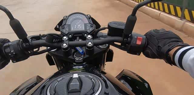 新款的川崎z400你喜欢吗？47800元的价格还是实力的表现_车家号_发现车生活_汽车之家